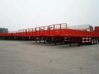 China Fuwa Three Axle Flat Bed Side Wall Semi Trailer Trucks 40 - 50T 2.5mm Thick Chequer Plate for sale
