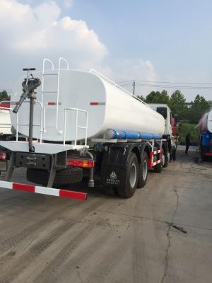 China 6x4 20000 Liters Fuel Liquid Tanker Truck With Electrical System White for sale