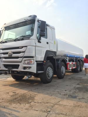 China HOWO 8 X 4  12 Wheel Water Sprinkler In Good Condition Stainless Steel Material for sale