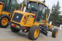 China GR100 Motor Graders 102hp 7000kg Rc Scarifier Ripper Rated Power / Speed 2400r / Min for sale