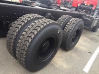 China Euro 3 6x4 Prime Mover Truck , Beiben V3 420hp Heavy Trailer Head Truck for sale
