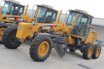 China Compact GR135 130HP 11000kg Tractor Road Grader , Small Motor Grader for sale