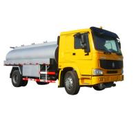 China Steering Wheel Computer Refueling Vehicle / Refuel Truck For Gas for sale