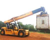 China Diesel Engine 45 Ton Port Reach Stackers / Container Reach Stacker XCS45 for sale