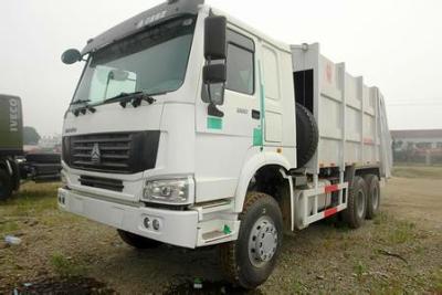 China Sinotruk Howo 6x4 Garbage Compactor Truck Heavy Duty Powered By Diesel for sale