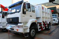 China New Sinotruk 266HP Garbage Compactor Truck Euro II 10 tires with Hydraulic Arm Hook Lift for sale