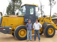 China XCMG LW300KV 3 Ton Mini Wheel Loader / Front End Loader Yellow Color for sale