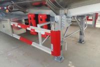 China Aluminum Alloy Hazardous Chemical Tank Semi Trailer 42 - 50 Cubic Lightweight for sale
