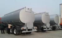 China 28 Ton Oil Tank Small Semi Trailer Trucks With 3 Apartments And Pipe for sale