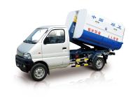 China White Garbage Compactor Truck lifting capacity 1000kg , hooking time ≤30s for sale
