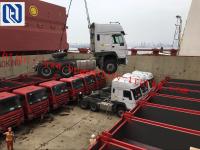China 10 Wheel 371HP 20 Cubic Meters Sinotruk HOWO Tipper Iron Material White Color for sale