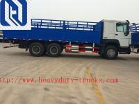 China Sinotruk Cimc 40 Ft Van Type Container Box Semi Trailer Trucks With Rear Door 4 Axles for sale