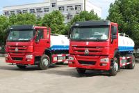 China Sinotruk Brand 4x2 Liquid Tanker Truck Diesel Fuel Engine Manual Transmission for sale