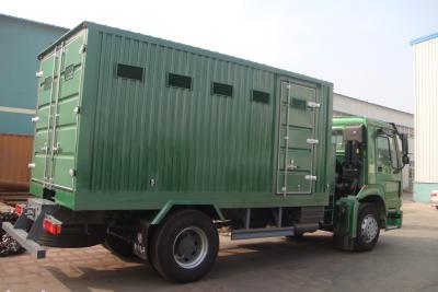 China Sinotruck 4 x 2 266HP Mobile Workshop Truck With Repair Tools Yellow With Crane Maintain Car for sale