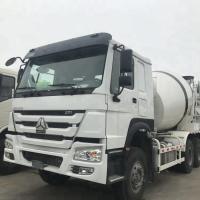 China Howo 6x4 10 Wheeler Concrete Mixing Equipment Mobile Concrete Mixer Truck for sale