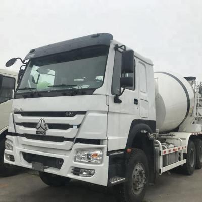 China Howo 6x4 10 Wheeler Concrete Mixing Equipment Mobile Concrete Mixer Truck for sale