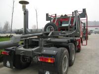 China Sinotruk Howo Wood Transport Log Truck With Trailer , Loading 40-60t for sale