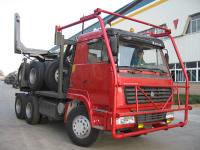 China Sinotruk Howo Wood Transport Log Truck With Trailer , Loading 40-60t for sale