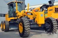 China Custom D6114 ZG14B Motor Graders GR200 with ISO Certificate , 16T Payload for sale