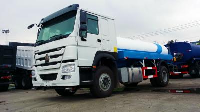 China 10000 Liters Fuel Oil Liquid Tanker Truck Howo 4x2 6 Wheels RHD / LHD for sale