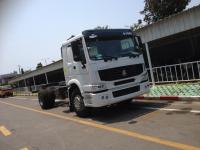 China EURO 2 4x2 Tractor Truck Sinotruk Howo7 For Tow 420hp HW76 Cabin With Air Conditioner for sale