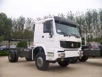 China HOWO 4x4 Manual Prime Mover Truck All Wheel Drive With 7100kg Payload , Off Road Model for sale