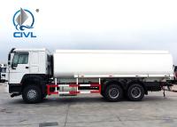 China Large Liquid Tanker Truck , Sinotruk Howo7 Oil Tank Truck 20 - 25m3 With Pipe And Pump 6x4 for sale