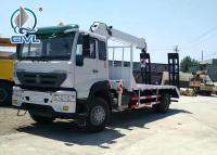 China Diesel SQ5SK3Q Truck Mounted Crane , 5 TON Telescoping Boom Crane for sale