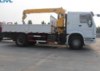 China HOWO Truck Mounted Crane 4 x 2 With Air Brake XCMG Crane SQ6.3SK2Q 6000KG for sale