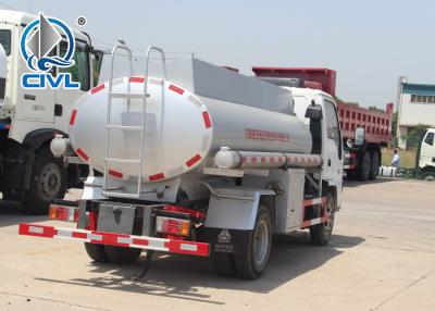 China New High Performance Petroleum Liquid Tanker Truck 5.65 Cubic Meters / Oil/Fuel  Transportation Trucks for sale