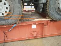China Large Liquid Tanker Truck , Sinotruk Howo7 Oil Tank Truck 20 - 25m3 With Pipe And Pump 6x4 for sale