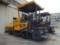 China 2.0m-4.5m Paving Width 12 Hopper Capacity Bituminous Concrete Paver for Road Project for sale