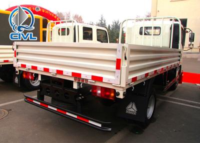 China Sinotruk Howo 4X2 One Sleeper Light Duty Commercial Trucks / Mini Box Van Cargo Truck for sale