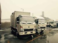China Sinotruk 3 - 7 Ton Carrier Refrigerated Truck / Cooler Van For Fresh Vegetable And Milk for sale