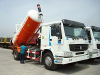 China Howo 6x4 Djibouti Market With Air Conditioner 129hp 8m³ Sewage Vacuum Truck for sale