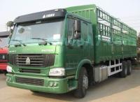 China Heavy Commercial Trucks 336HP With Strong Overloading Axles And Tires Cargo Truck Euro II for sale