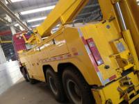 China 371 horsepower 3 sections boom 70 tons wrecker tow truck 6x4 Wheels for sale