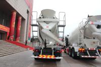 China 13 CBM Concrete Mixer Trucks of Sinotruck 8x4 Driving Casting Steel Made Tank for sale