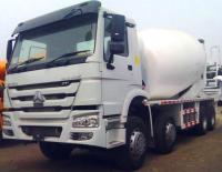 China 8 x 4  25 CBM Volumetric Cement Mixer Truck of Sinotruck With 1% Rate Ratio for sale
