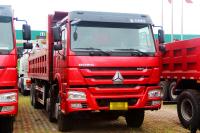 China Left Hand Driving 8X4 Tipper Truck SINOTRUCK HOWO ZZ3317N4267A 50 - 60T Dump Truck for sale