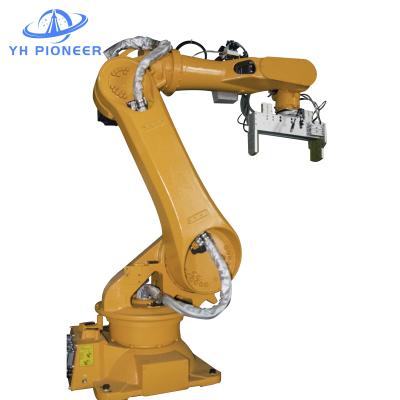 China Steel Frame Automatic Palletizing Systems Robotic Palletizer Heavy Duty 180kg Payload for sale