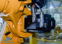 China Steel Frame Automatic Palletizing Systems Robotic Palletizer Heavy Duty 180kg Payload for sale