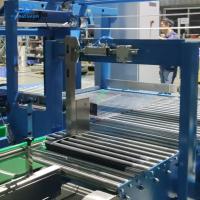 China Gantry Palletizing System for Cardboard Boxes and Crates with Robotics Teaching Control Mode for sale