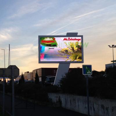 China P6 Outdoor LED Advertising Display - 5500 Nit Brightness, 6000-7000 cd/m², IP68 Waterproof for sale