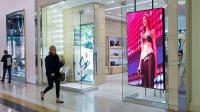 China Indoor P2 RGB LED Digital Signage 1000cd/m2 for Retail Shop Display for sale