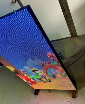 China Indoor P4 RGB LED Window Display 640x1120mm Full Color Advertising Screen 3840Hz for sale