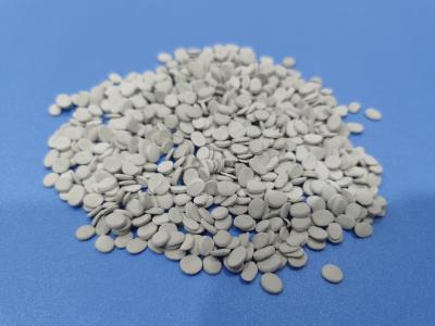 China PE-300 Desiccant Masterbatch with 80% CaO Content for Moisture Removal in Recycled Film and Plastic Molding Applications for sale