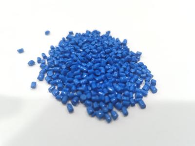 China Blue Peroxide Masterbatch for Blowing Films - 15-70% Pigment Concentration, 1.7 g/cm³ Density, LDPE Carrier for sale