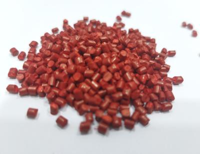 China Red Color Masterbatches PE Carrier for Injection & Film Blowing - 20% Pigment Content, 120-150°C Melting Point for sale