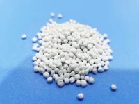 China White Plastic Color Masterbatch with 20% TiO2 Content and 1.7 g/cm³ Density for LDPE Film and Injection Molding for sale